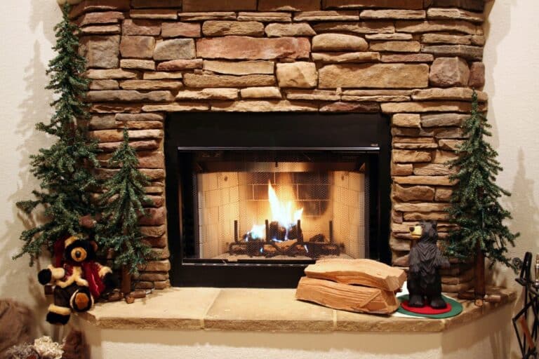 5 idées de décoration pour créer un coin cheminée cosy - Bricolage Conseil